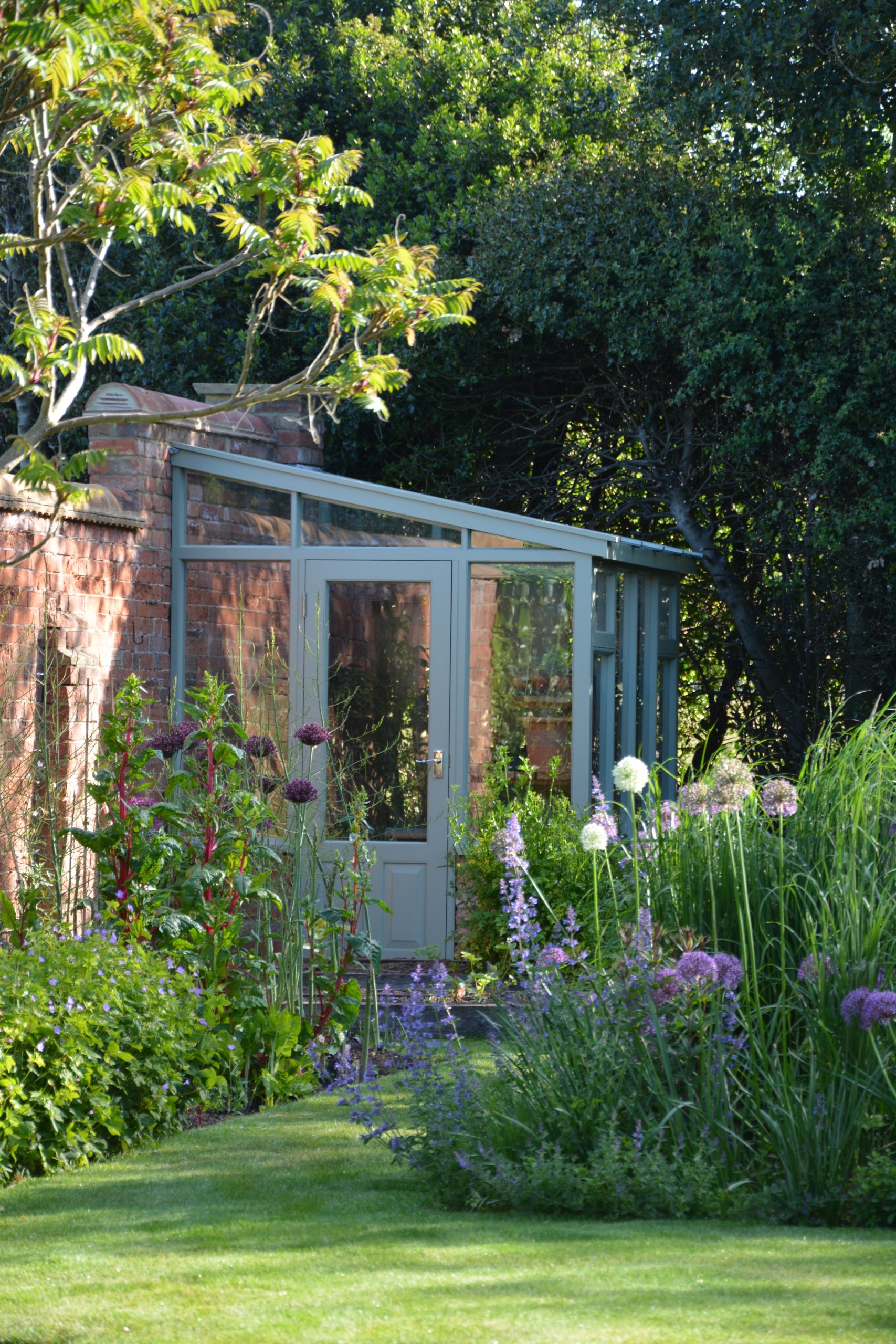 Horticultural, planting and tree services - The Garden Company